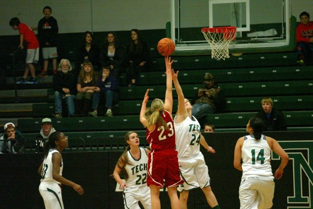 Split decision - Tech women blow early lead, rally back to top Western ...