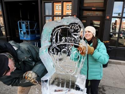 Call to carvers for annual ice carving contest Dec.10 in Uptown Butte