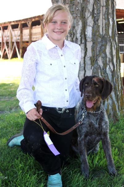 Junior Dog Showmanship champ