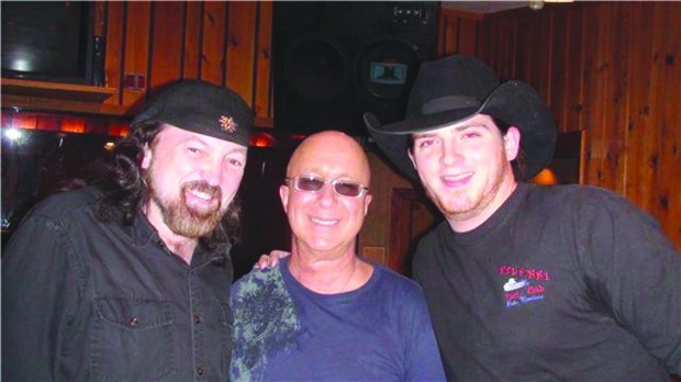 Tim Montana 'shops' new album