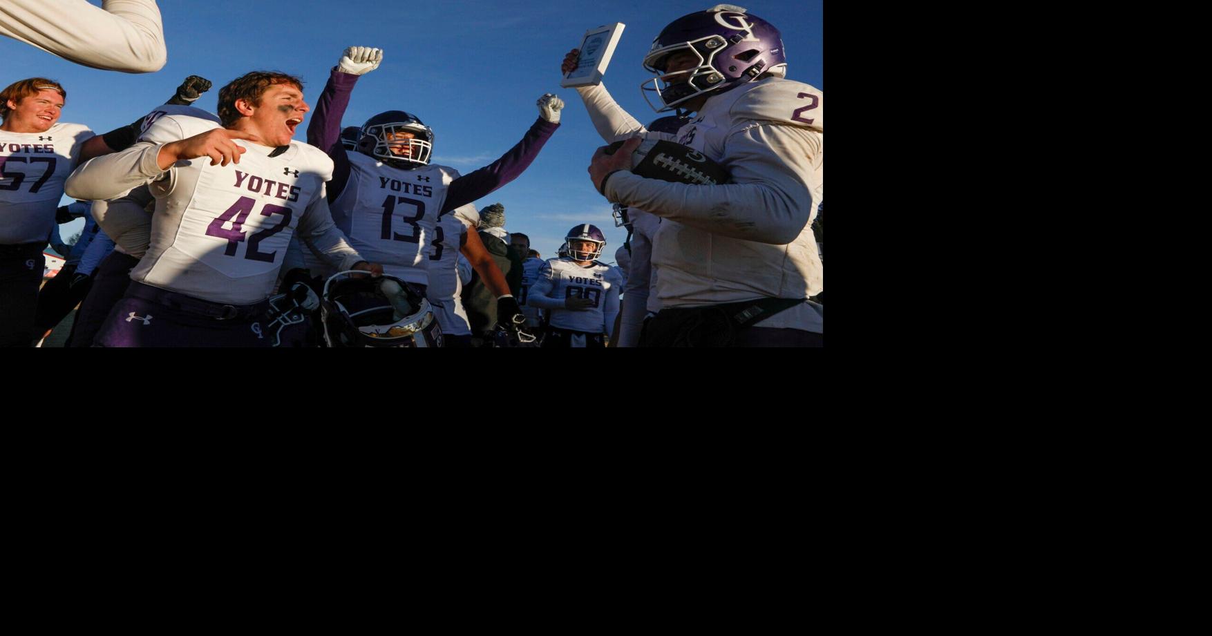 Photos: Montana Western Bulldogs vs. College of Idaho Yotes NAIA ...