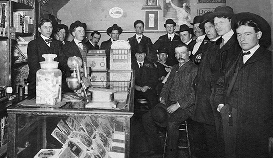 M&M attracted eclectic group from miners to dignitaries