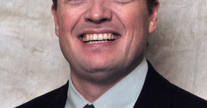 Hollenbaugh, Johnson tangle in only contested PSC race, in western ...