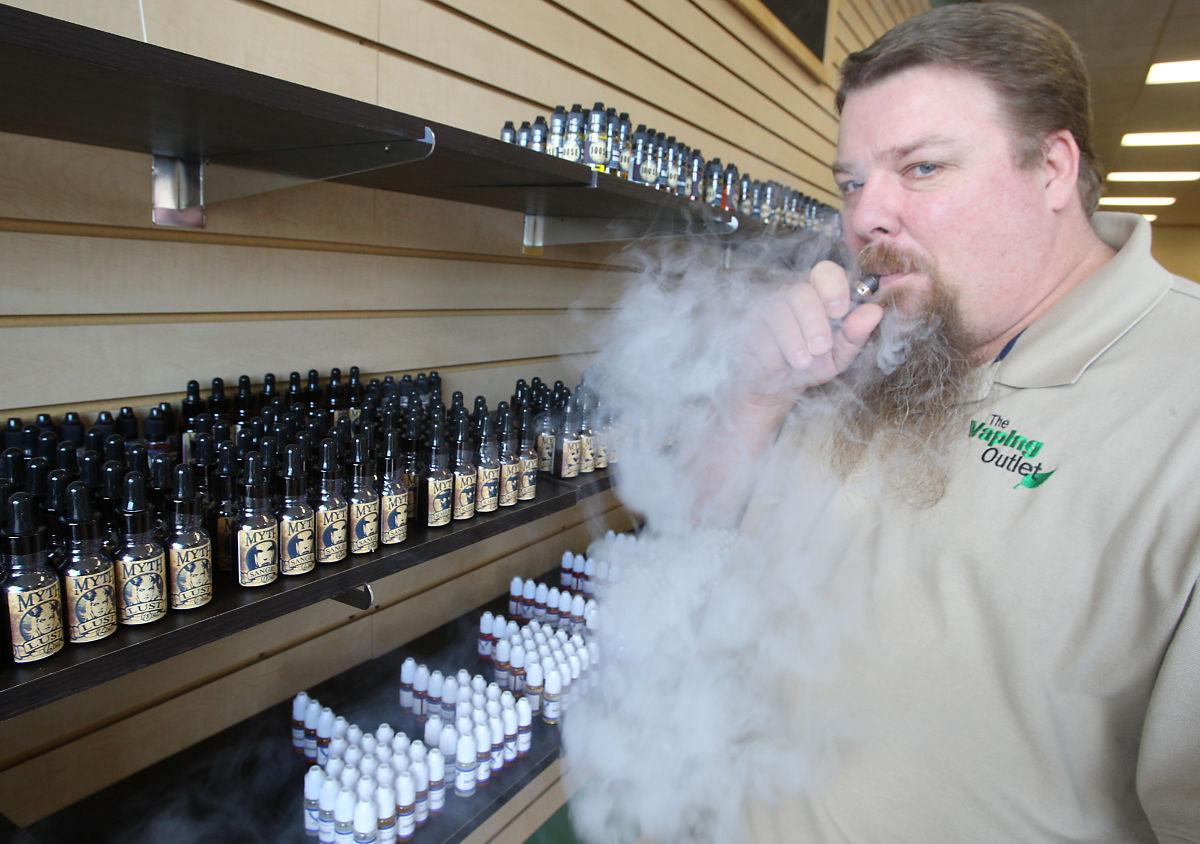 E-cig flap: Health worker oversteps law with electronic cig stores