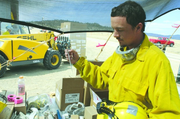 Job Corps crews help with fire mopup