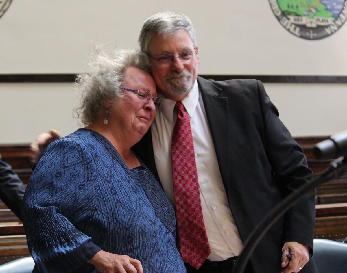 Theft charge against Rocky Lyons dismissed if conditions met