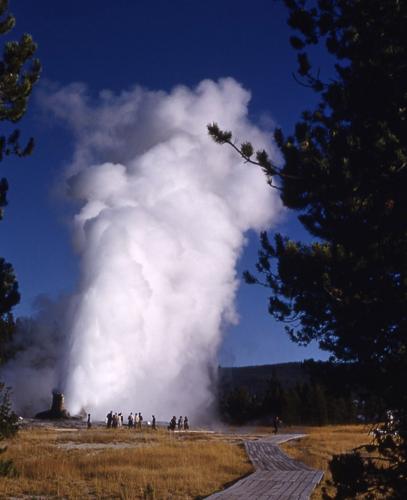 largest geyser