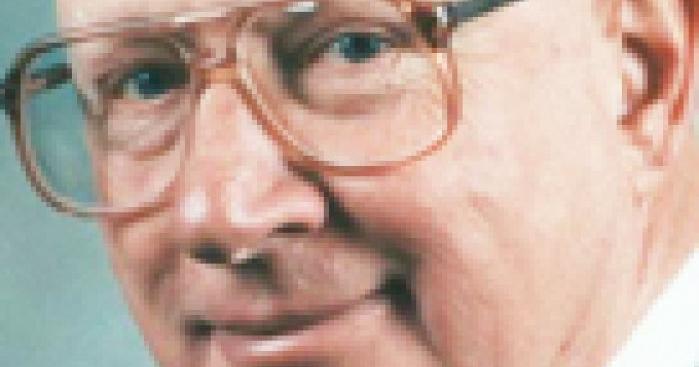 Robert William Kohn, 79