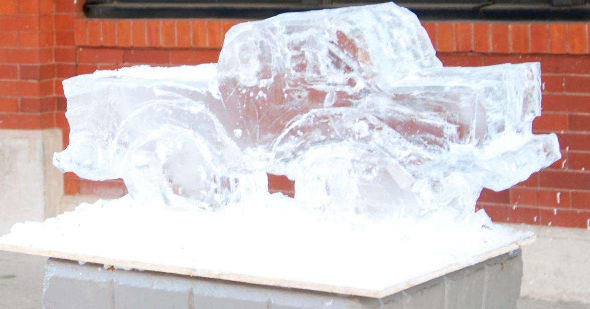 Ice sculpture contest, tree-lights set Saturday in Uptown Butte