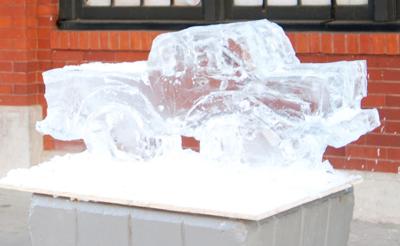 Ice sculpture contest, tree-lights set Saturday in Uptown Butte
