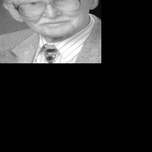 Robert Chambers Sr., 96