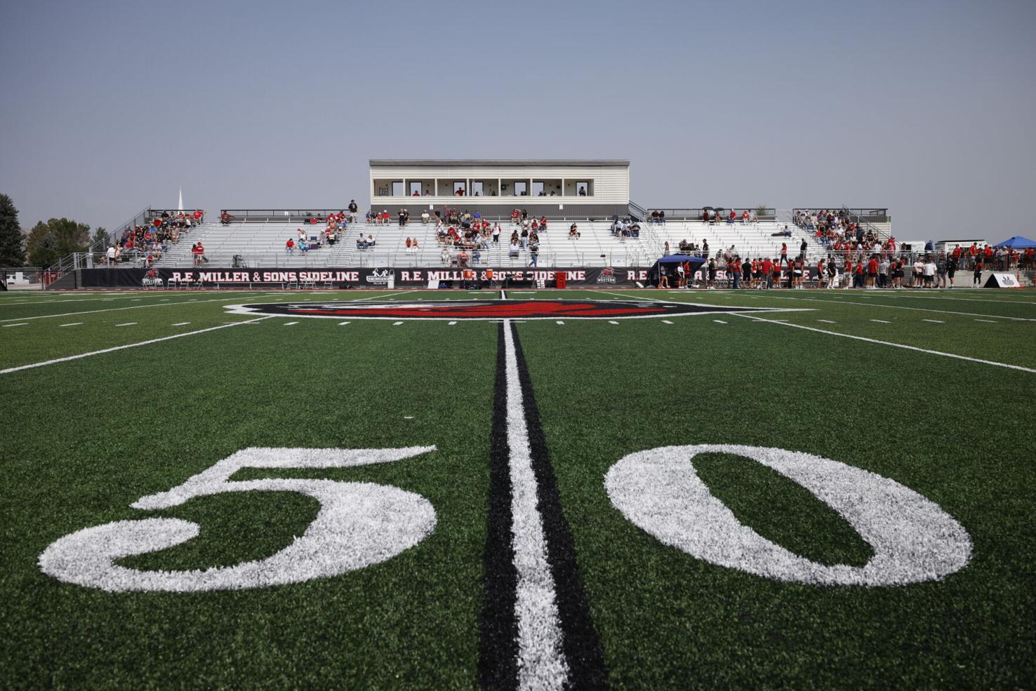 Photos: Montana Western Bulldogs dominate Eastern Oregon Mountaineers