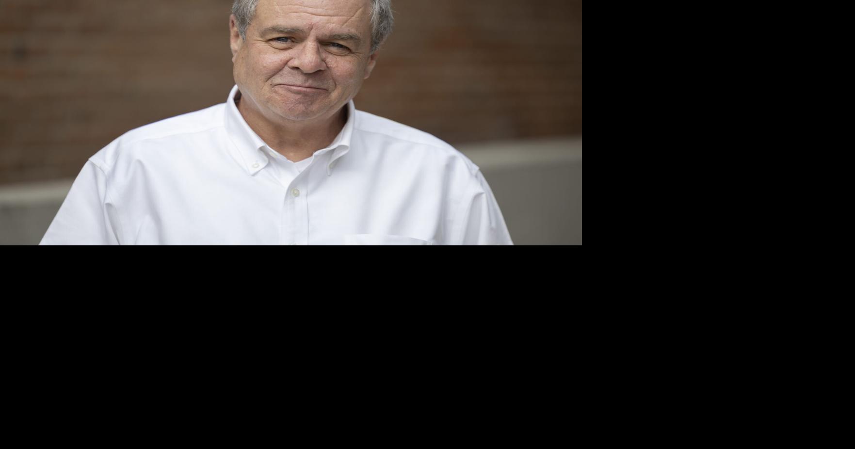 Reporter Mike Smith honored for integrity, quest for truth