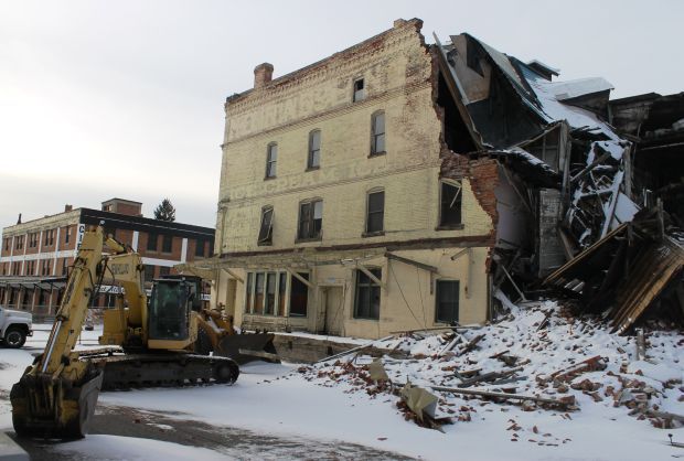 Work on collapsed building stalled before judge