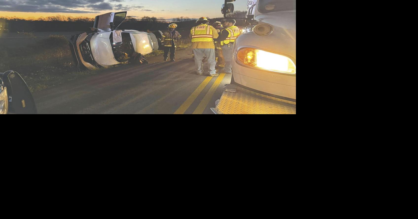 Rollover accident breaks utility pole | News | murrayledger.com