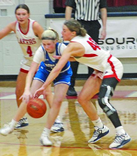 Joe Lay and Sons Christmas Classic; Lady Lakers remain perfect by ...