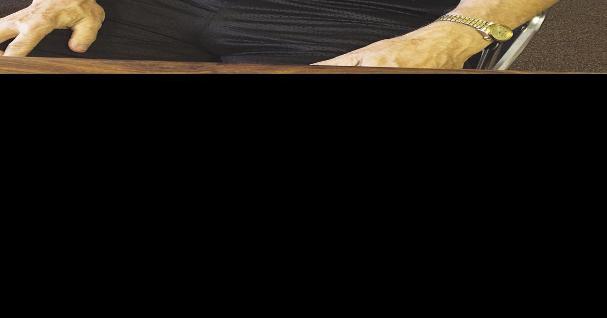 Workman still delivering newspapers | | murrayledger.com