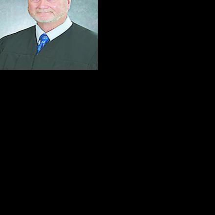 Hutchens announces retirement as District Court judge | News ...