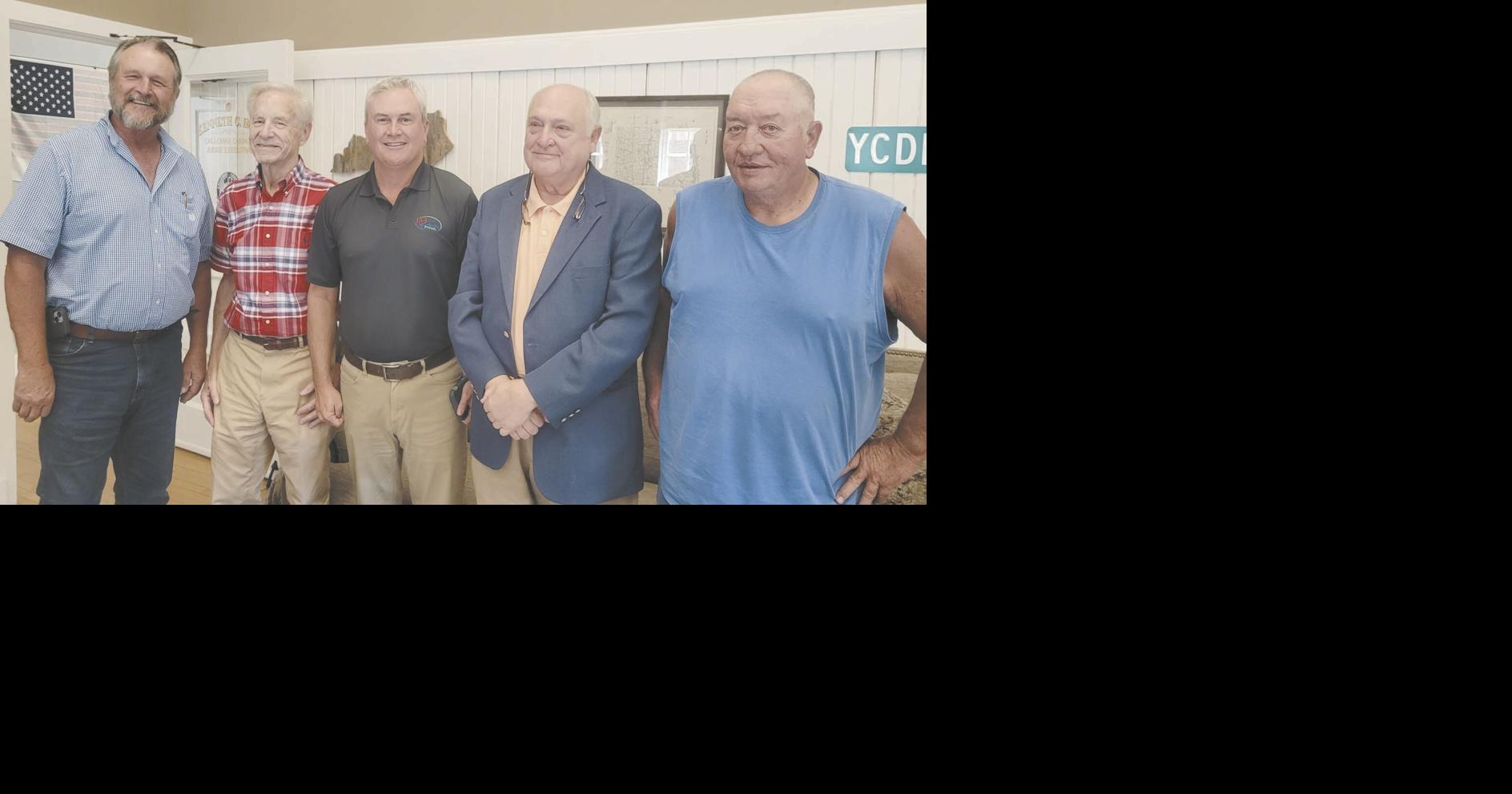 Comer stops by Fiscal Court meeting | News | murrayledger.com