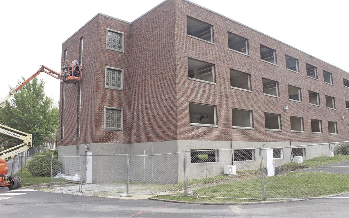 Woods Hall demolition prep has begun | Local News | murrayledger.com