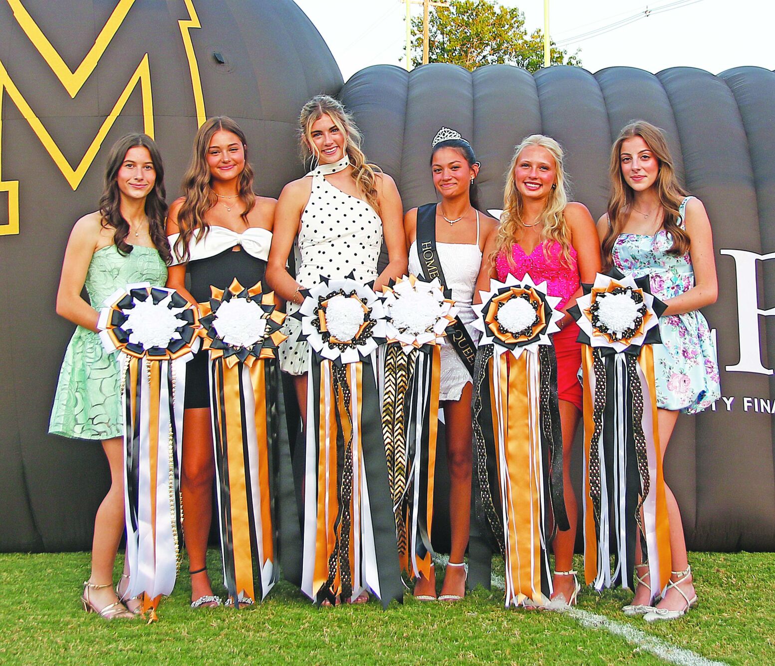 Murray High homecoming queen and court | News | murrayledger.com