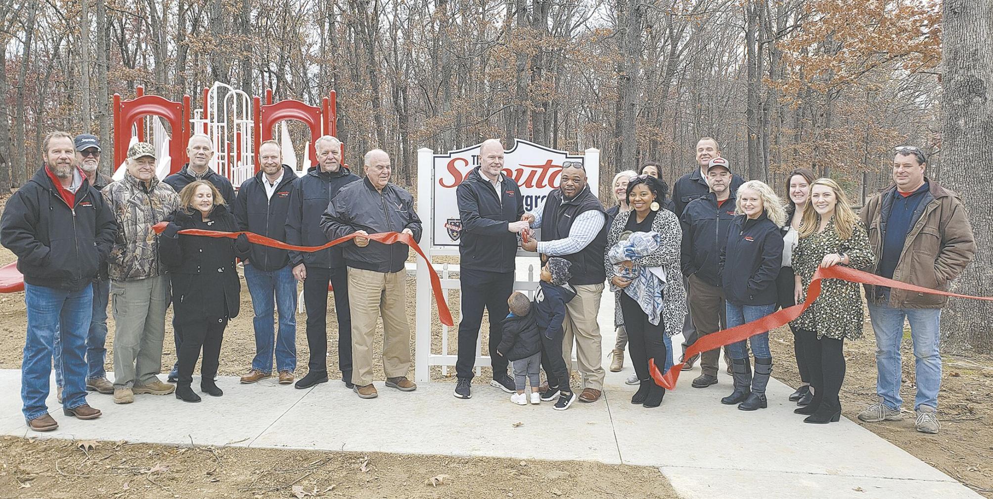 Central Park cuts ribbon on Saputo Playground | News | murrayledger.com