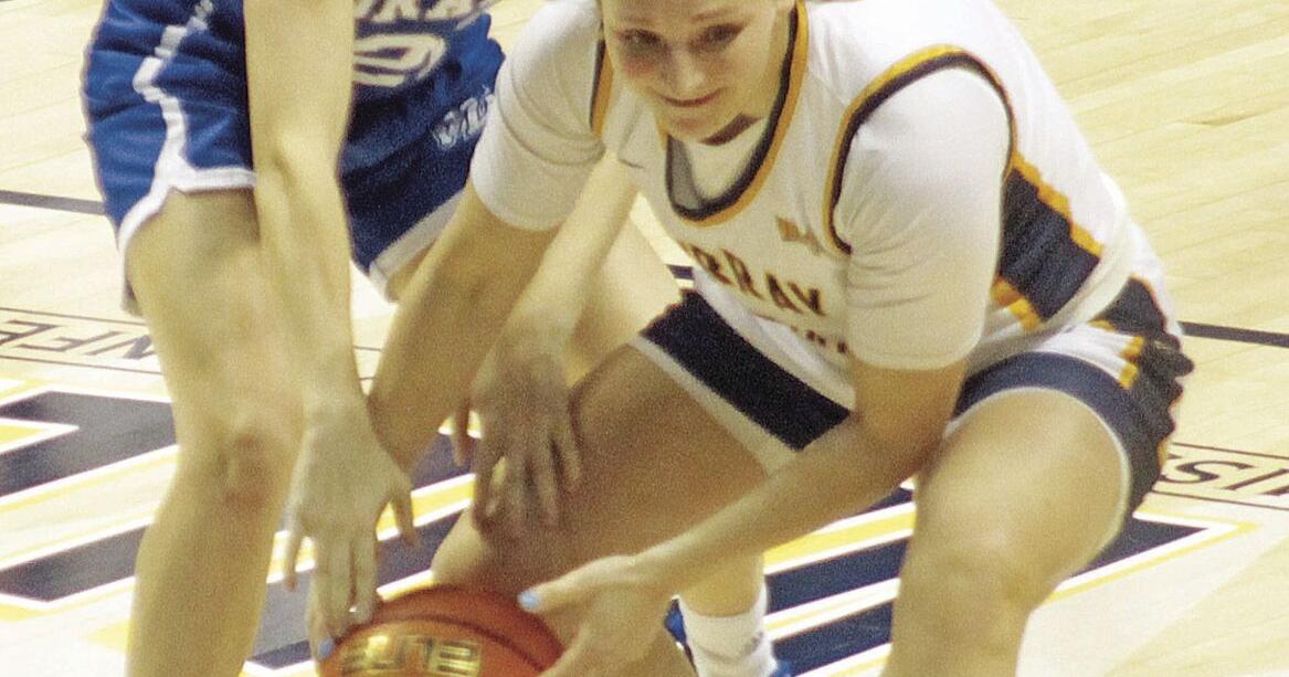 Drake offense breaks open close game with Racer women | Murray State ...