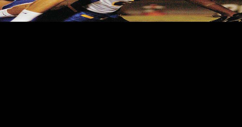 Strap on the helmets: Muskies kick off Mueller era at home against North