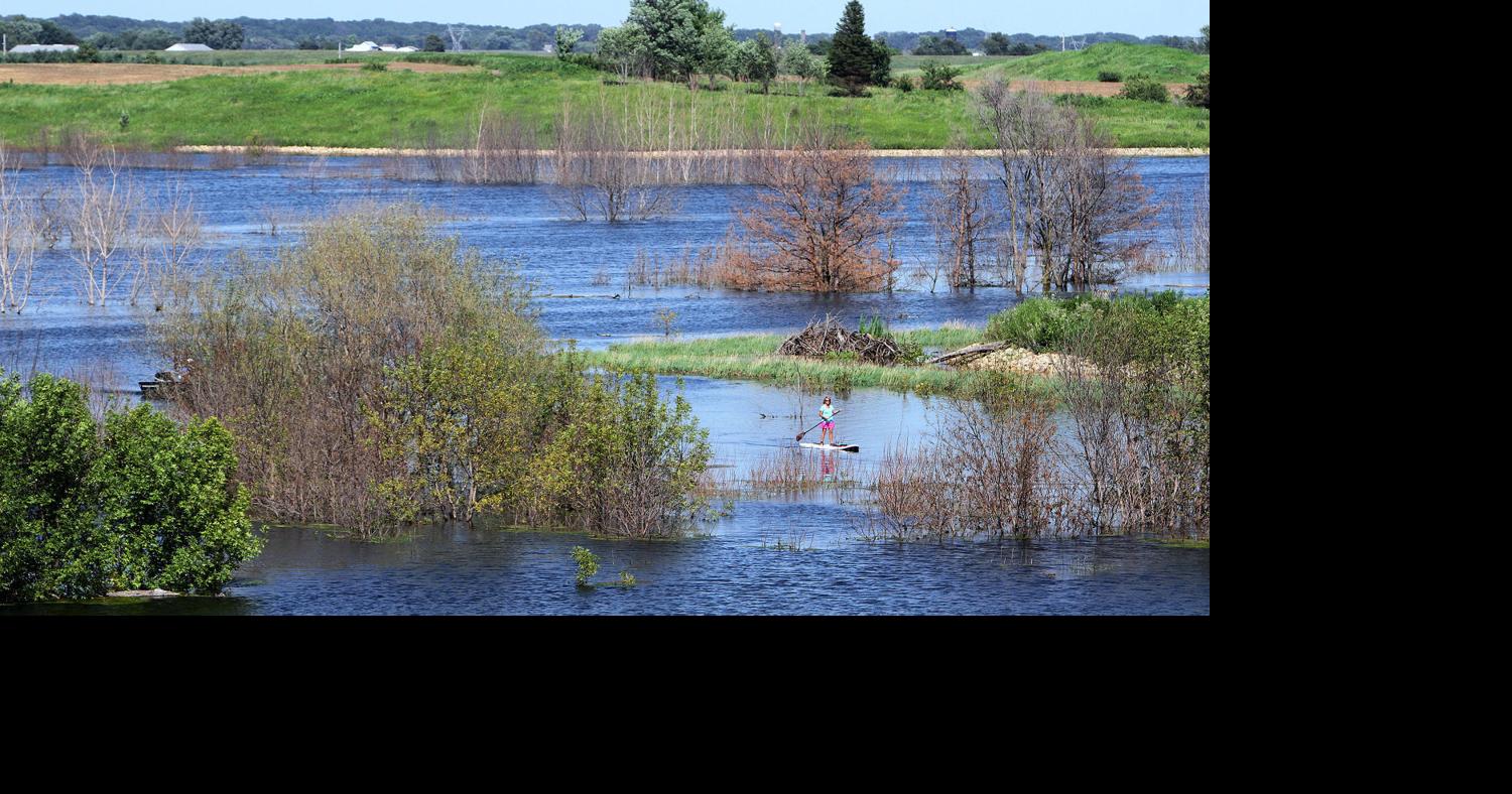 PHOTOS: Lost Grove Lake