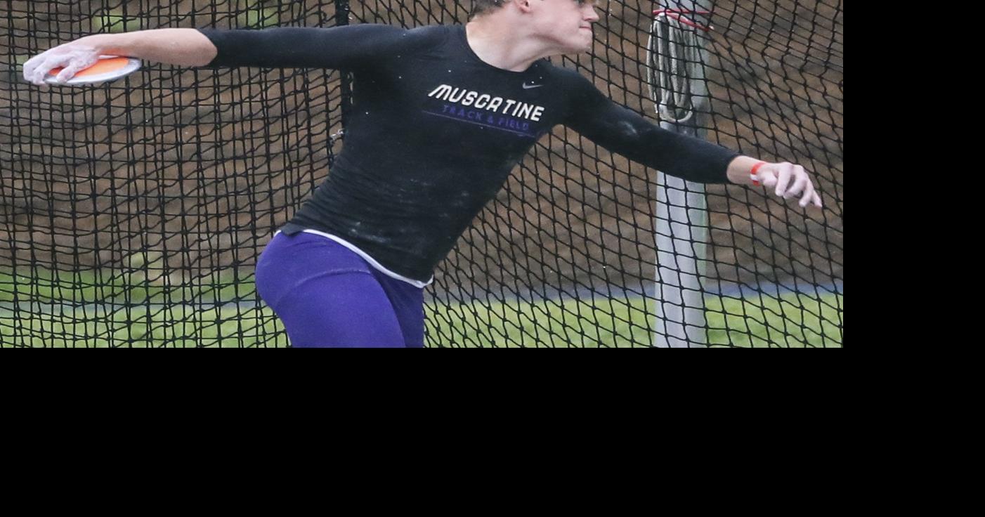 Muskies' Recker runner-up in 4A discus competition