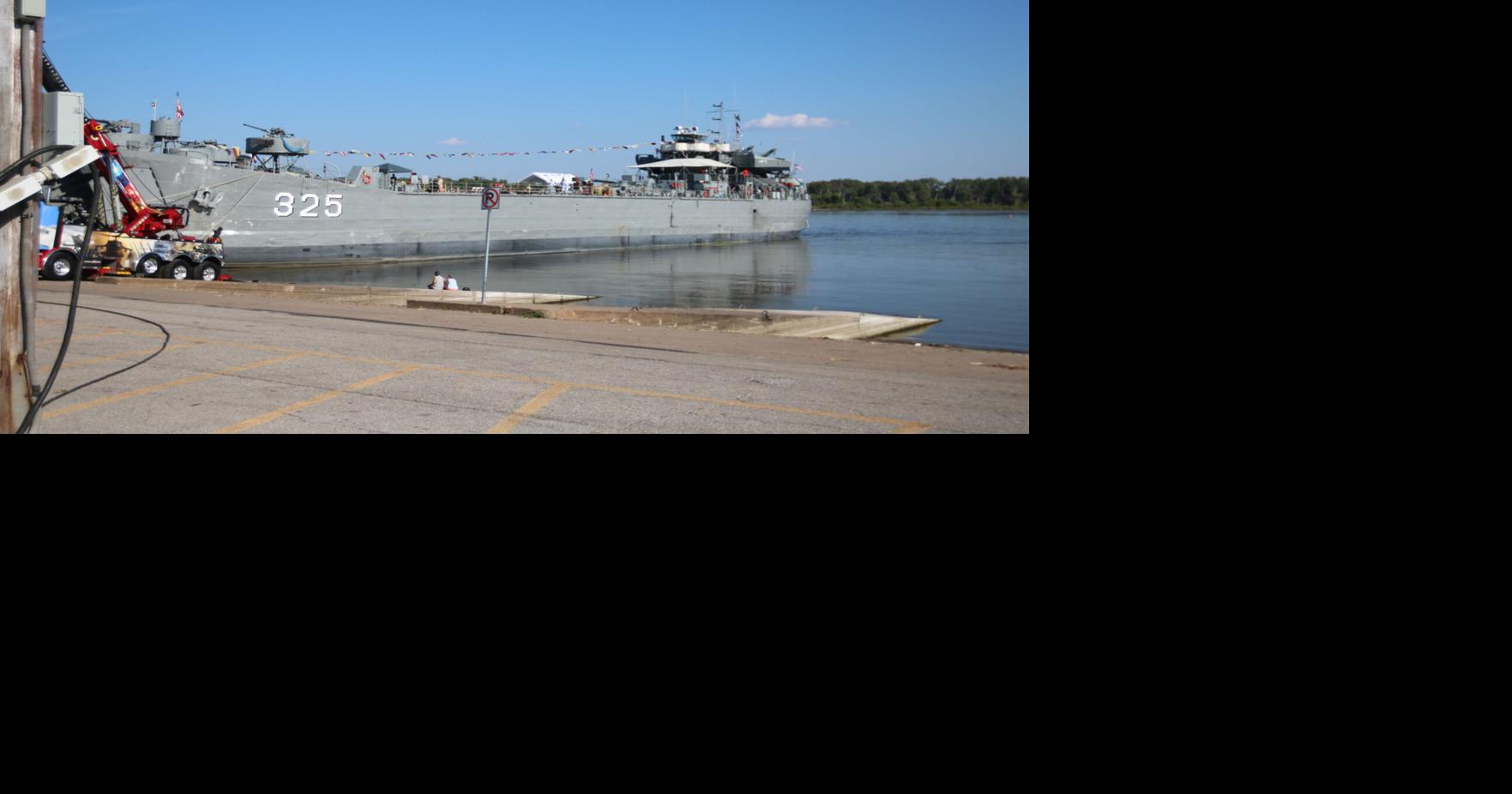 LST-325 heads for home
