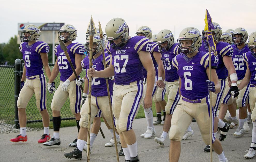 Pigskin preview: Muscatine's district opponents at a glance