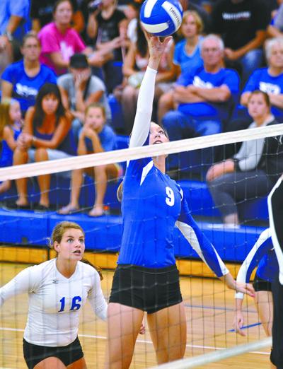 West Liberty earns four set win over Tipton in CVC action