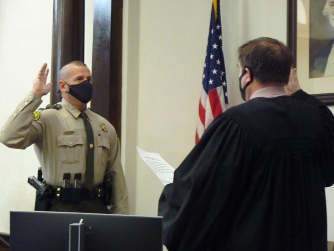 Quinn Riess sworn in as Muscatine County Sheriff