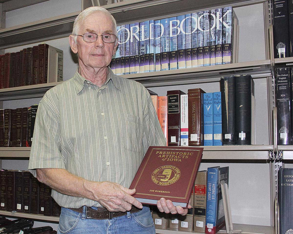 Muscatine man helps publish book on Iowa's prehistoric artifacts