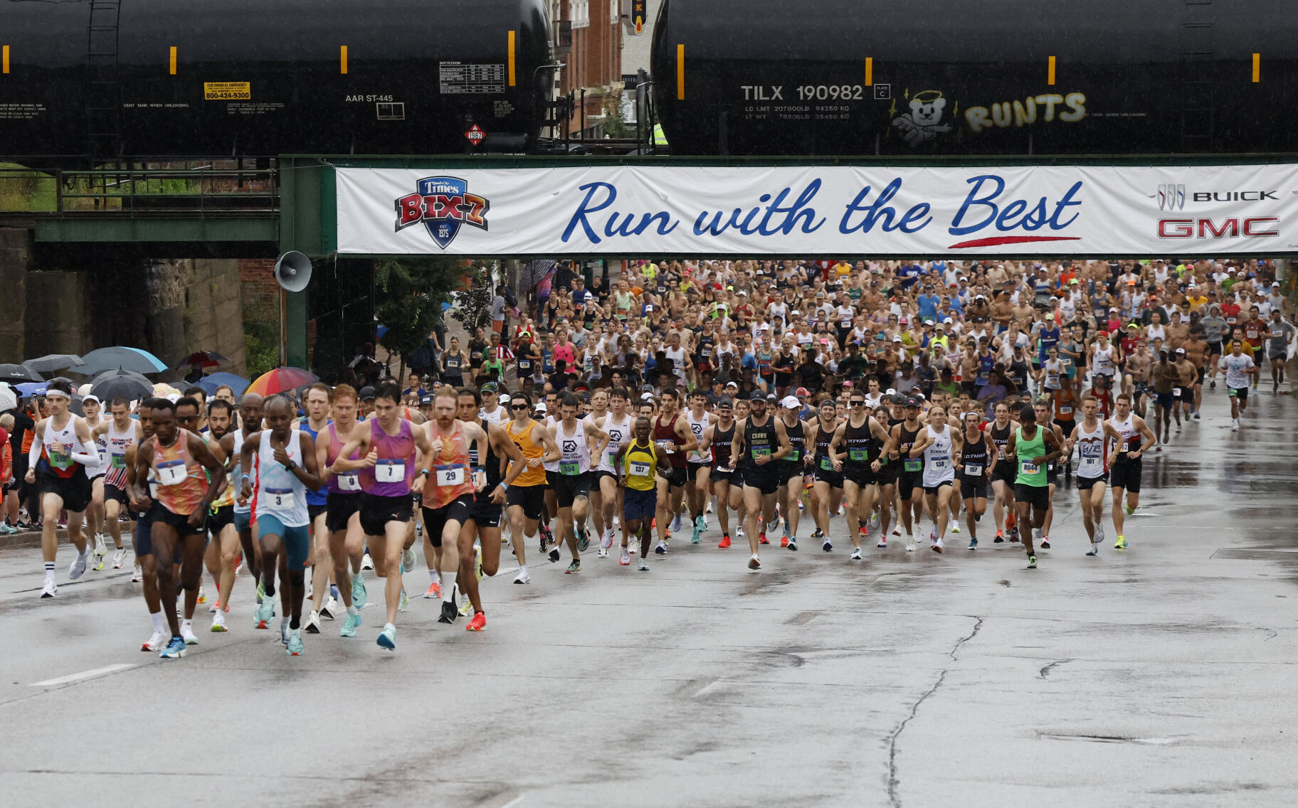 Photos: Scenes from the 51st Annual Quad-City Times Bix 7 and Prairie ...