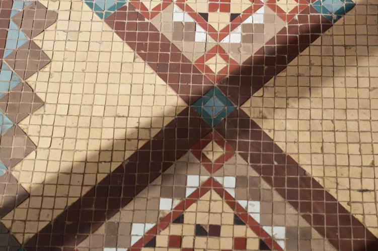 Couple makes 1880s Davenport house into home with 30 years of projects