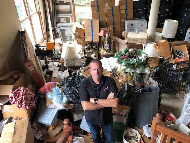 'Hoarders' star gives Quad-Citians tips about COVID-19, flood cleanup ...