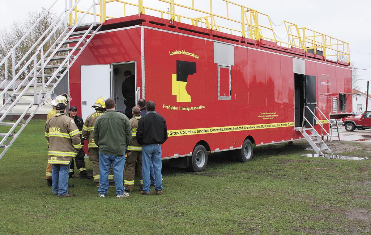 Practice makes perfect for area firefighters | Local | muscatinejournal.com