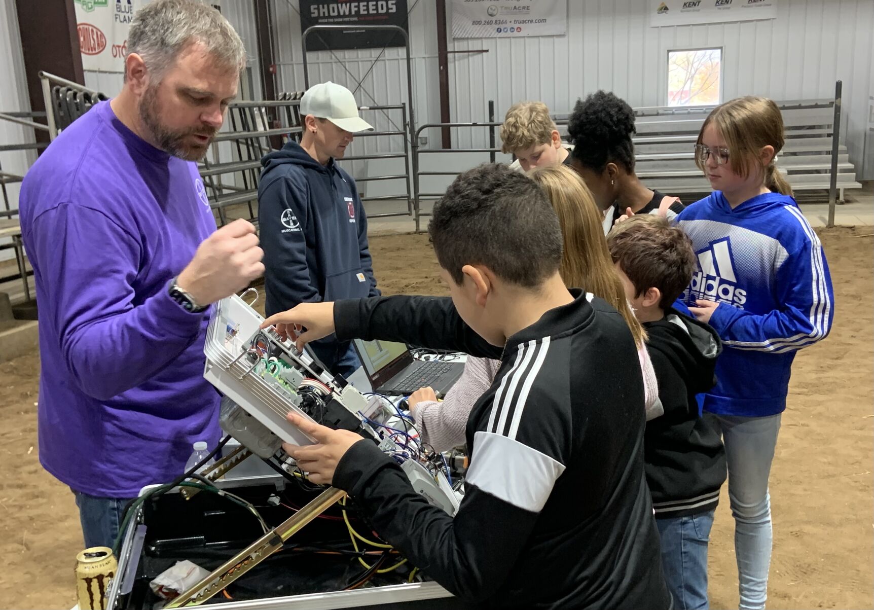 Kids learn about science, engineering and more at annual Ag STEM Day