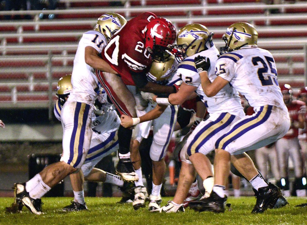 Muskie football team will open district play for the first time against ...