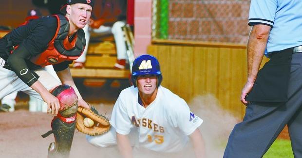 Prep baseball: Muskies sweep Fort Madison in non-conference games