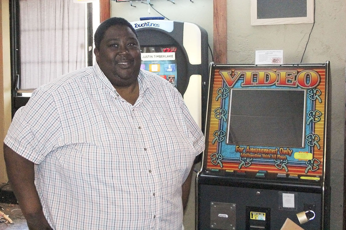 Benefit for DJ Calvin Lloyd to be held at Missipi Brew