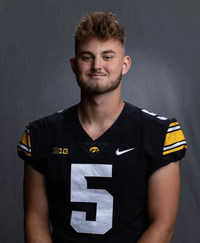 Labas listed as QB1 for Hawkeyes' bowl game