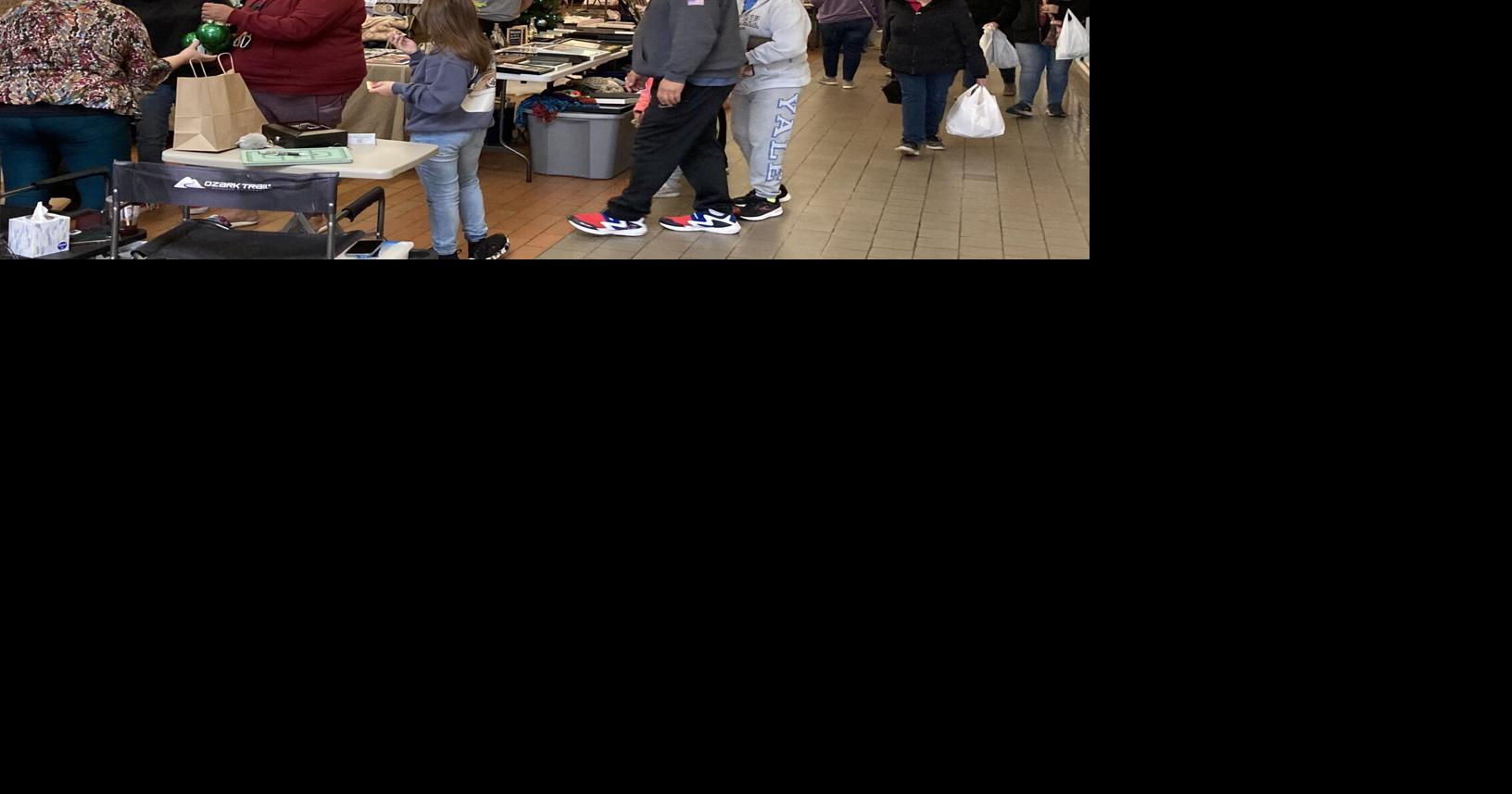 Handcrafted Christmas and Elves Workshop events return to Muscatine ...