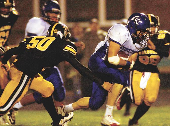 Prep football roundup: West Liberty wallops L-M; No. 1 Regina stops Wilton