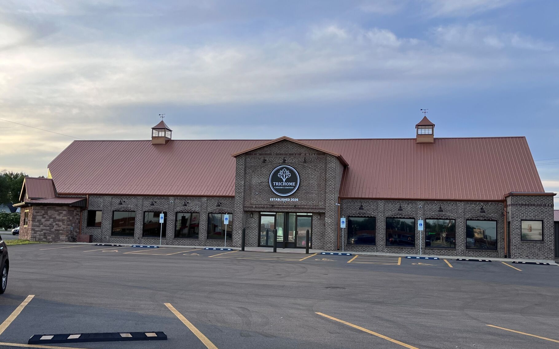 Benny's Pizza is opening a second location, Sizzle & Smash opens, new ...