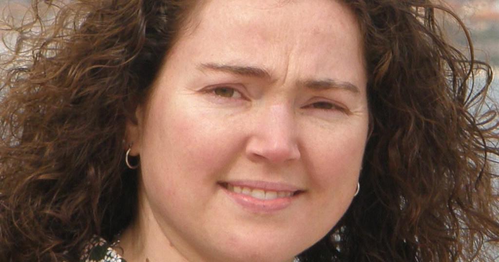 Angela Kent