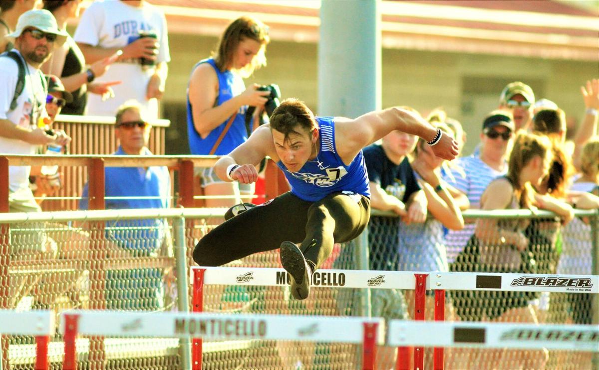 Durant, Wilton relays make waves; Comets' hurdlers off to state track