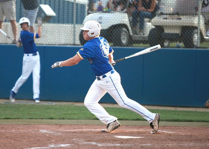 Wilton baseball wins top-five showdown against Cascade, 3-2
